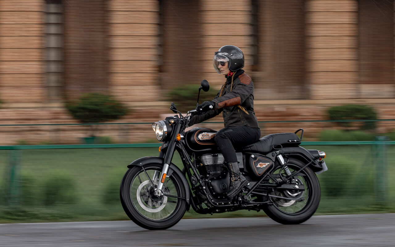 Bullet 350 오토바이 가격, 마일리지, 무게 및 그림 물감 한국에서 | Royal Enfield