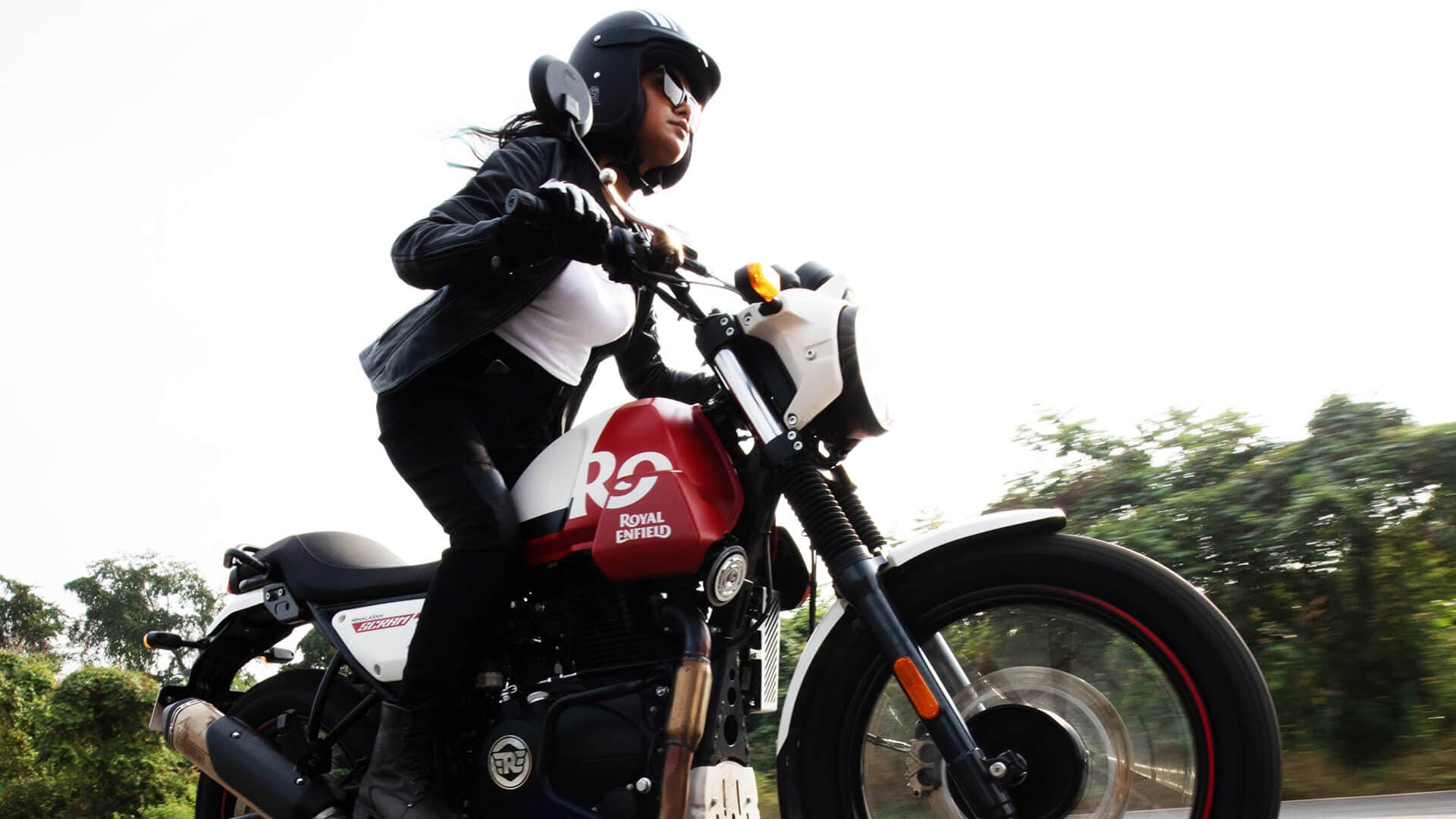 Scram 411 Bike Price, Specs, Colours & Images | Royal Enfield