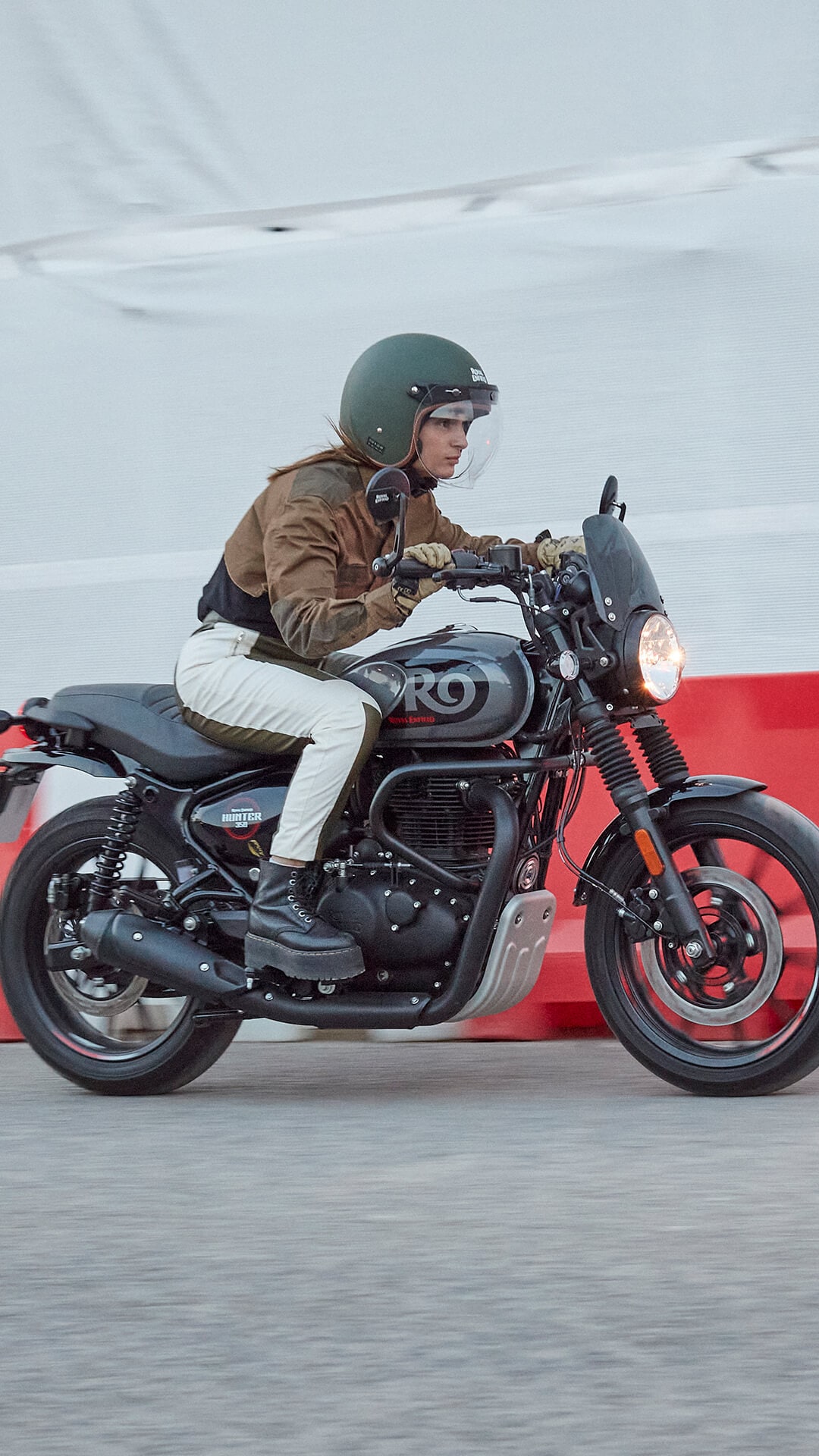 Hunter 350 Prices, Mileage & Colours | Royal Enfield