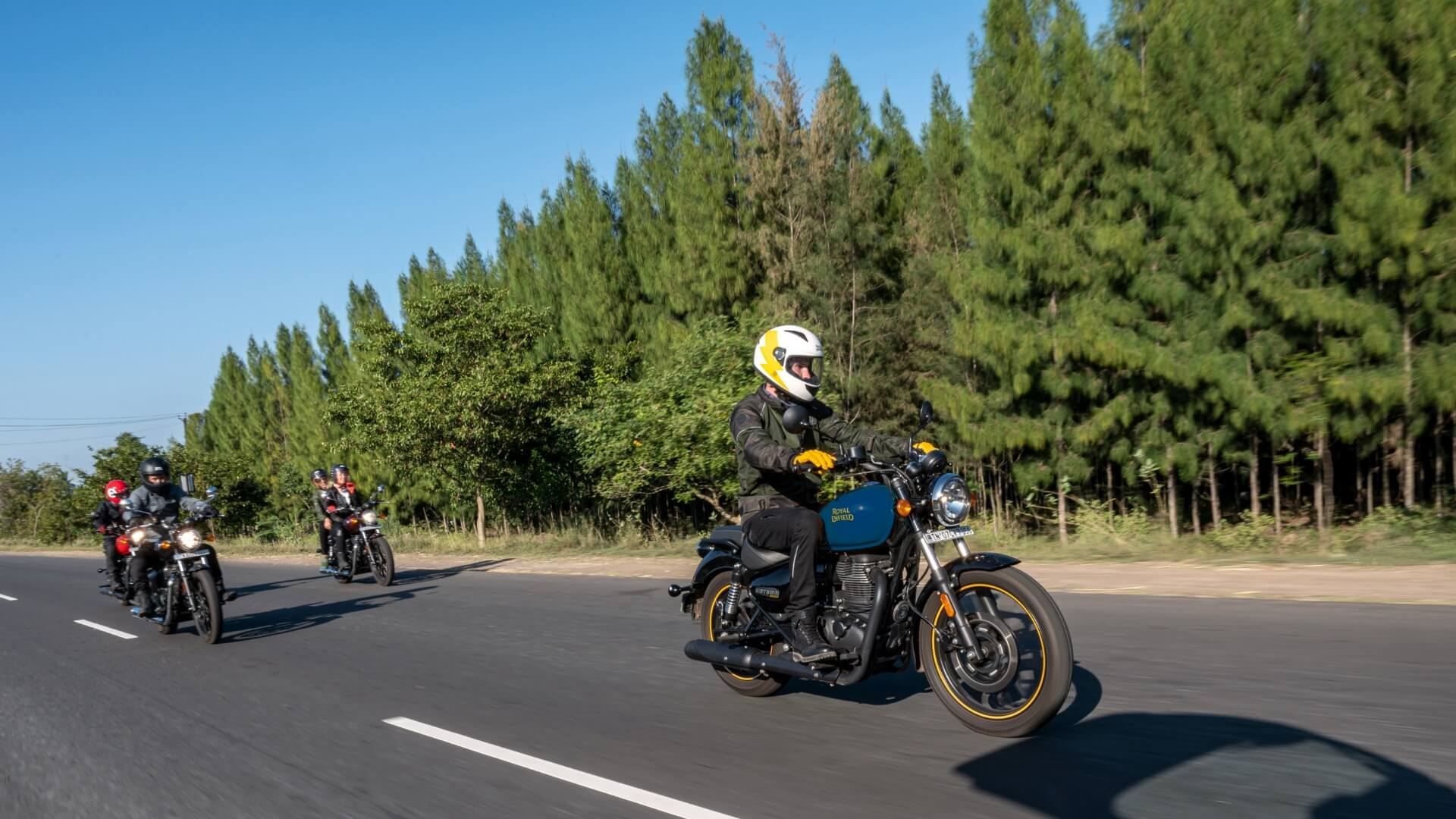 RE Meteor 350 Price, Colours, Images & Mileage in India | Royal Enfield