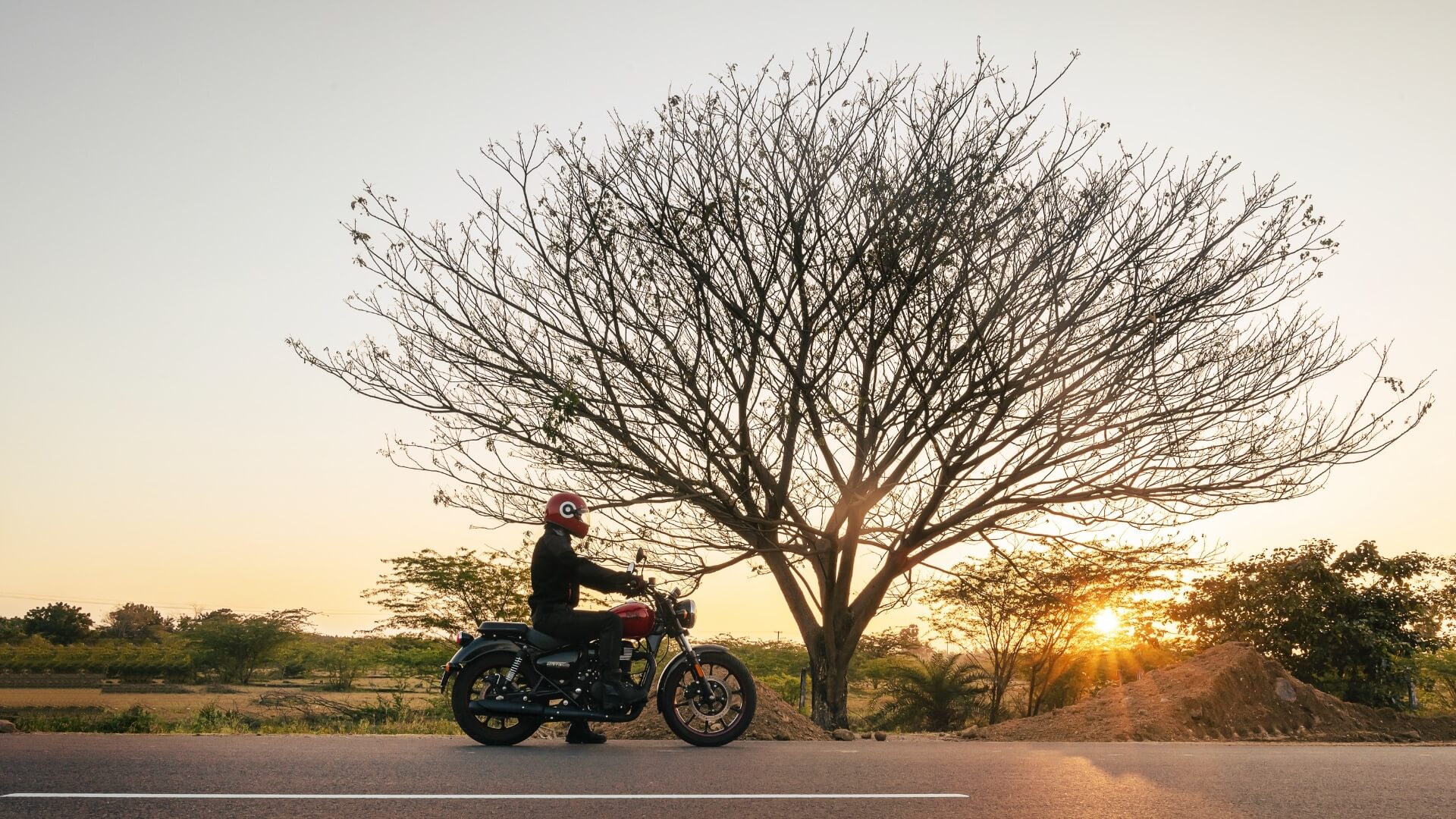 RE Meteor 350 Price, Colours, Images & Mileage in India | Royal Enfield