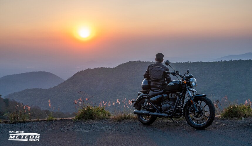 RE Meteor 350 Price, Colours, Images & Mileage in India | Royal Enfield