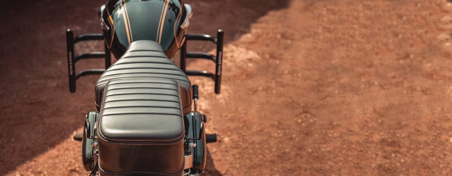 Touring Seats | Royal Enfield