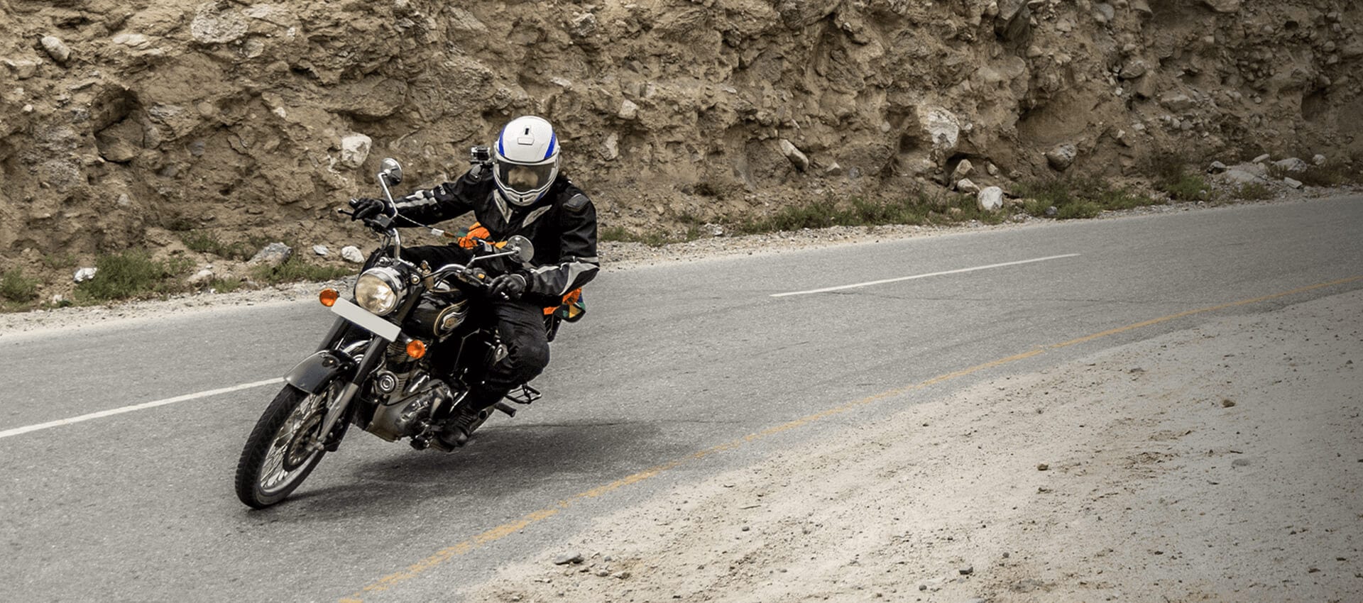 Bullet 500 - Colours, Specifications, Reviews, Gallery| Royal Enfield