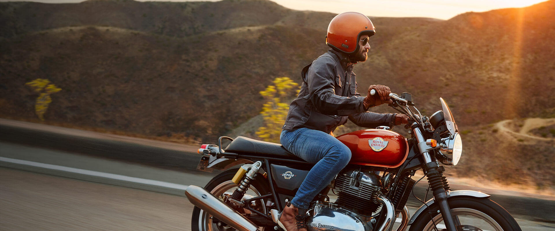 INT650 - Colors, Specifications, Reviews, Gallery | Royal Enfield