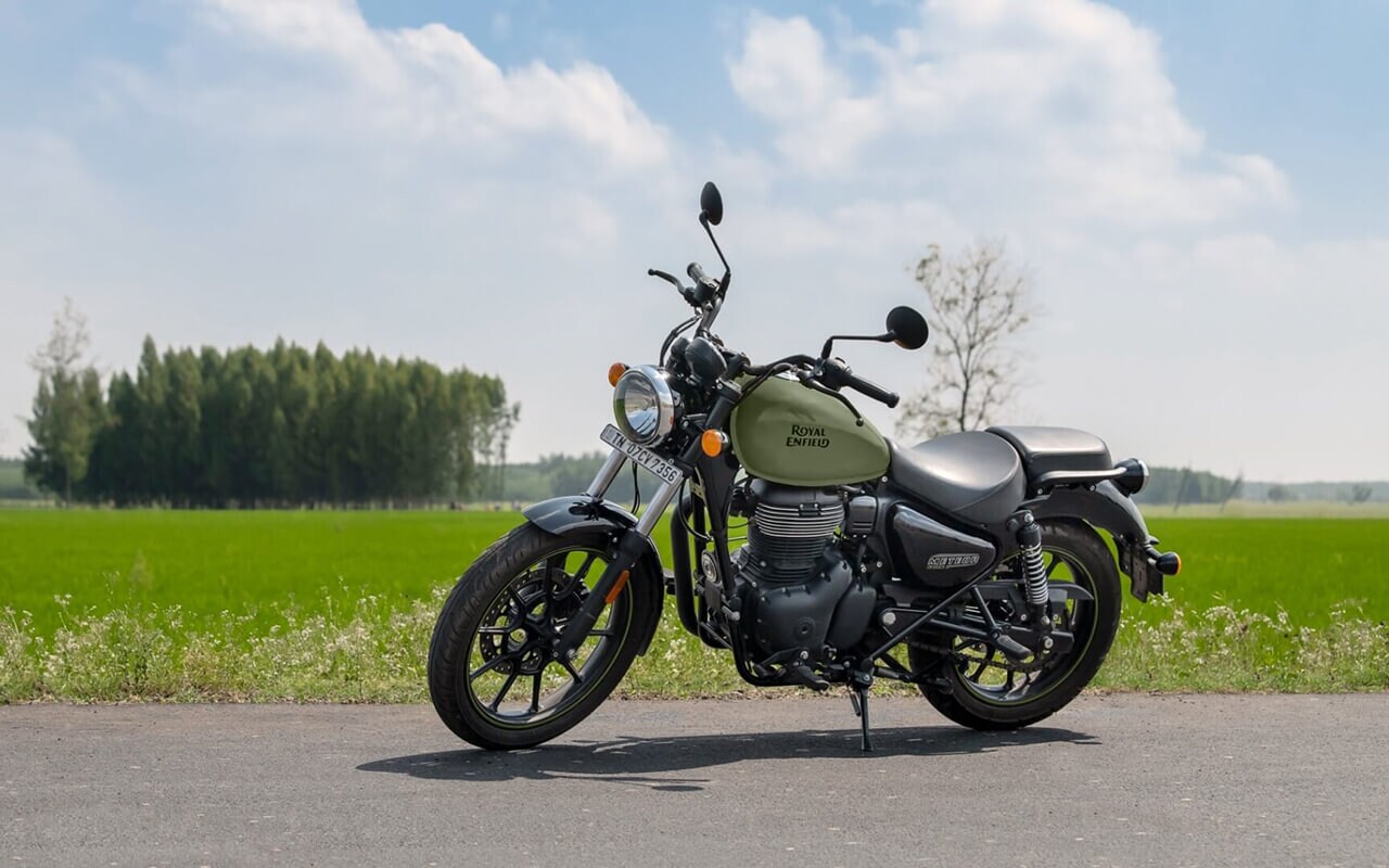Meteor 350 Motorrad Preis, Spezifikationen, Farben & Bilder | Royal ...