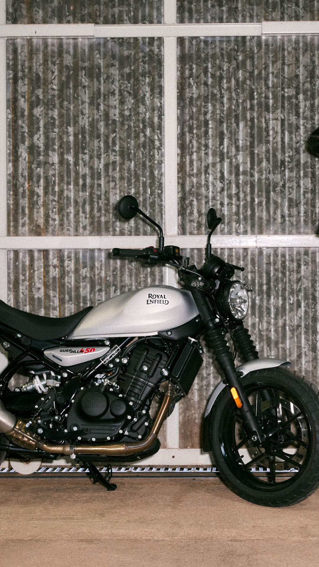 Royal Enfield Guerrilla 450 Motorcycle Price, Colours & Images in UK