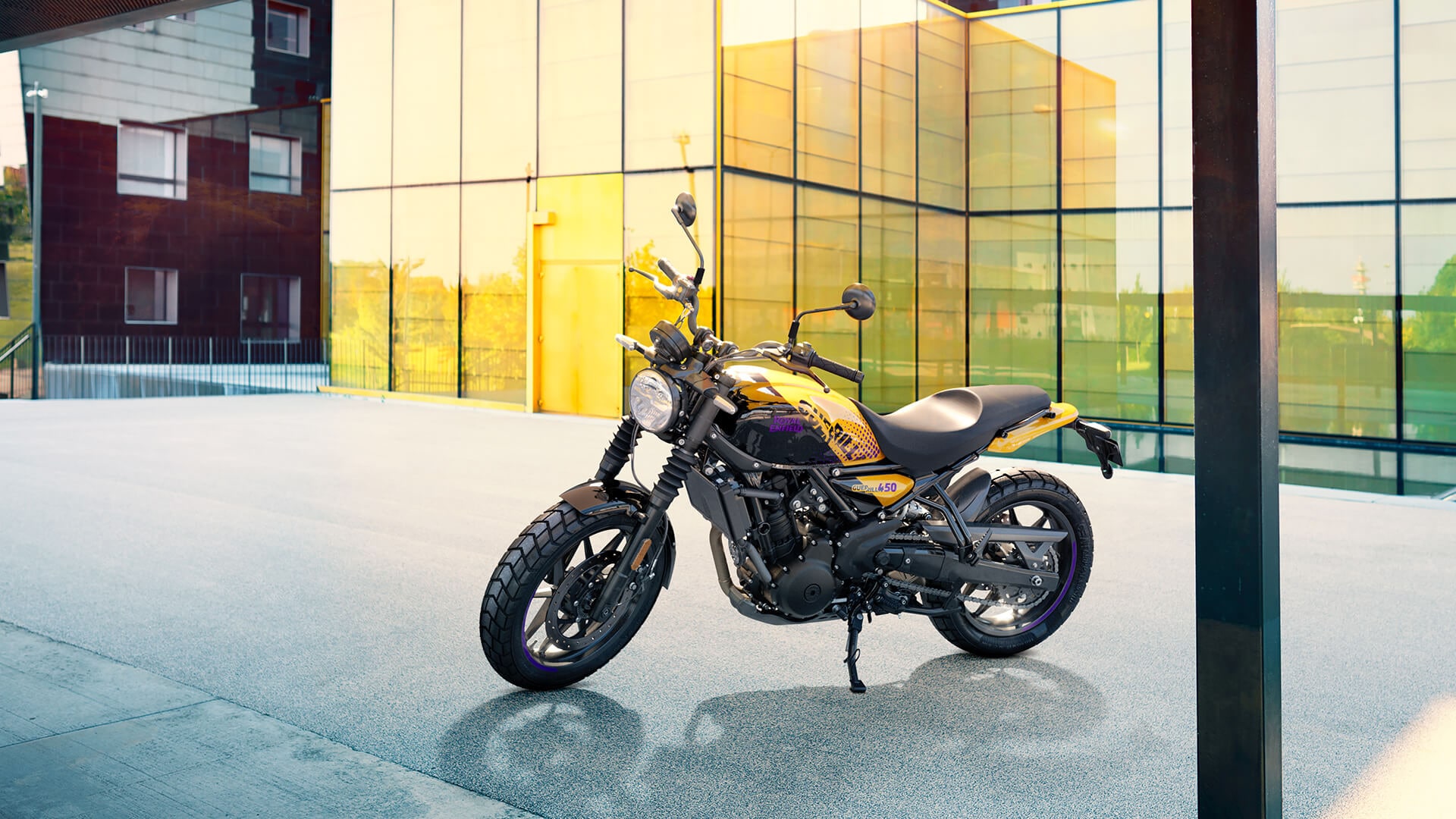 Royal Enfield Guerrilla 450 Price & Colours | Best Roadster Bike India