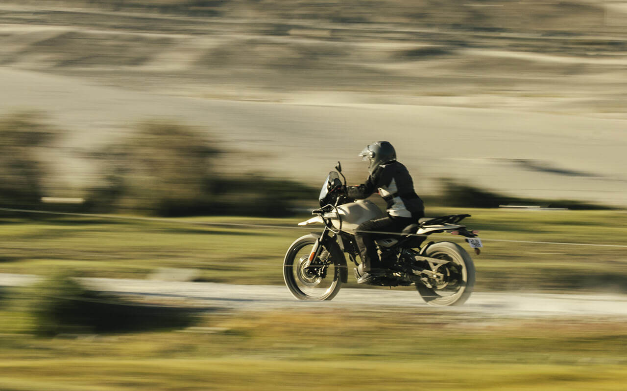 Royal Enfield Himalayan 450 Price, Images & Colors in Canada