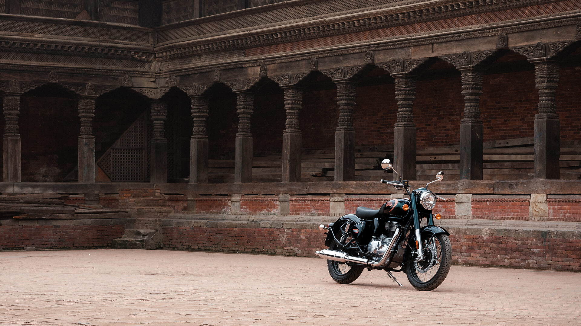 Royal Enfield Classic 350 Price, Weight, Mileage & Colours in Nepal ...
