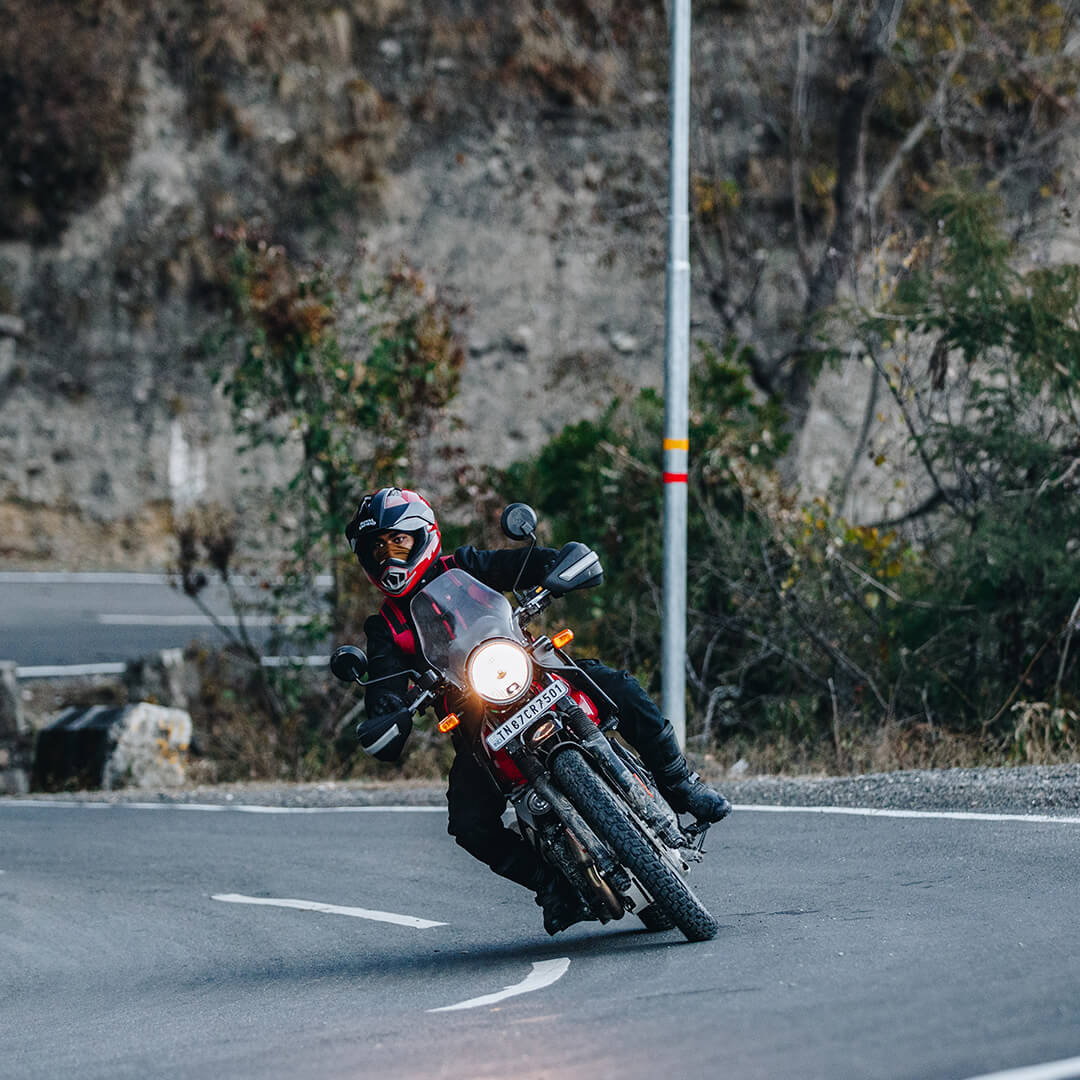 Himalayan 411 CC - Colours, Specifications, Reviews, Gallery | Royal ...