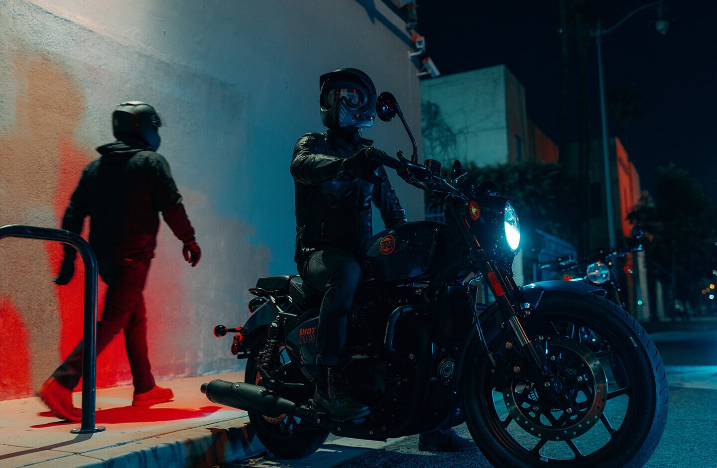Royal Enfield Shotgun 650 Motorcycle Price, Mileage, & Colors