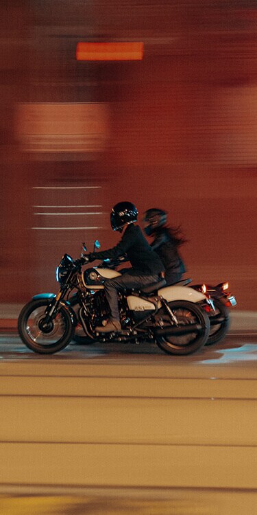 Royal Enfield Shotgun 650 Motorcycle Price, Mileage, & Colors