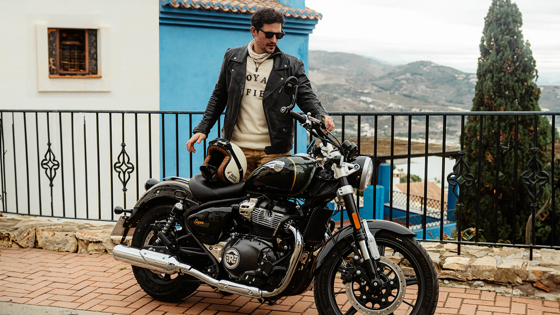 Super Meteor 650 Price, Mileage & Colors in United Kingdom | Royal Enfield