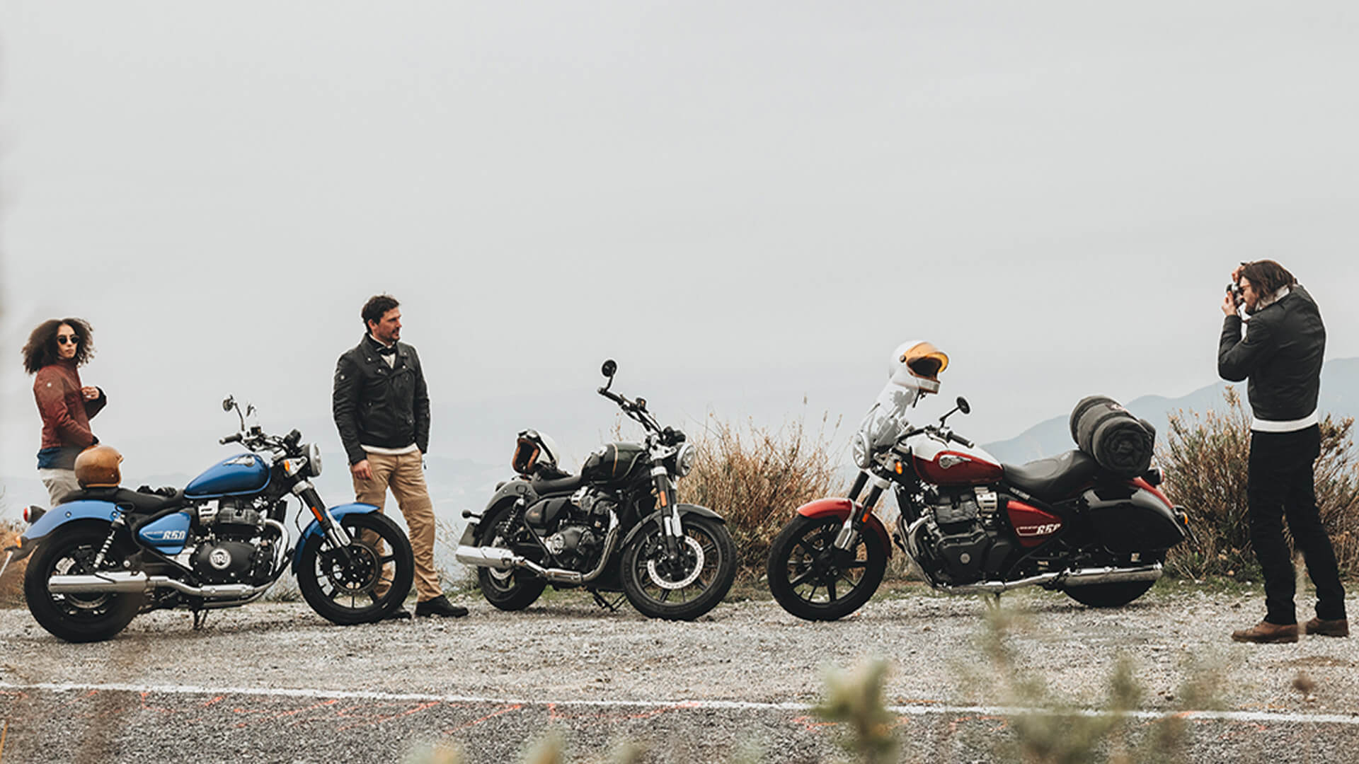 Super Meteor 650 prijs, kilometers en kleuren in Nederland | Royal Enfield